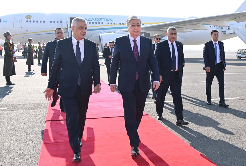 Kazakhstan President pays working visit to Yerevan - TuraNews