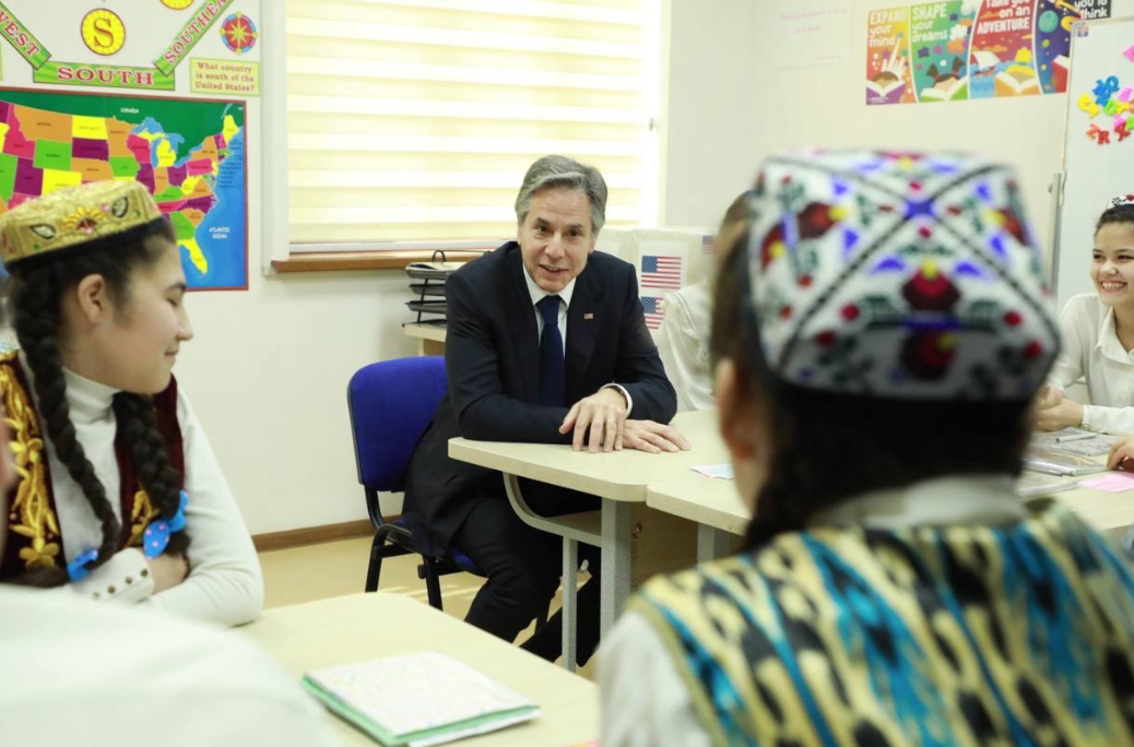 US ready to help further improve qualifications of English language ...