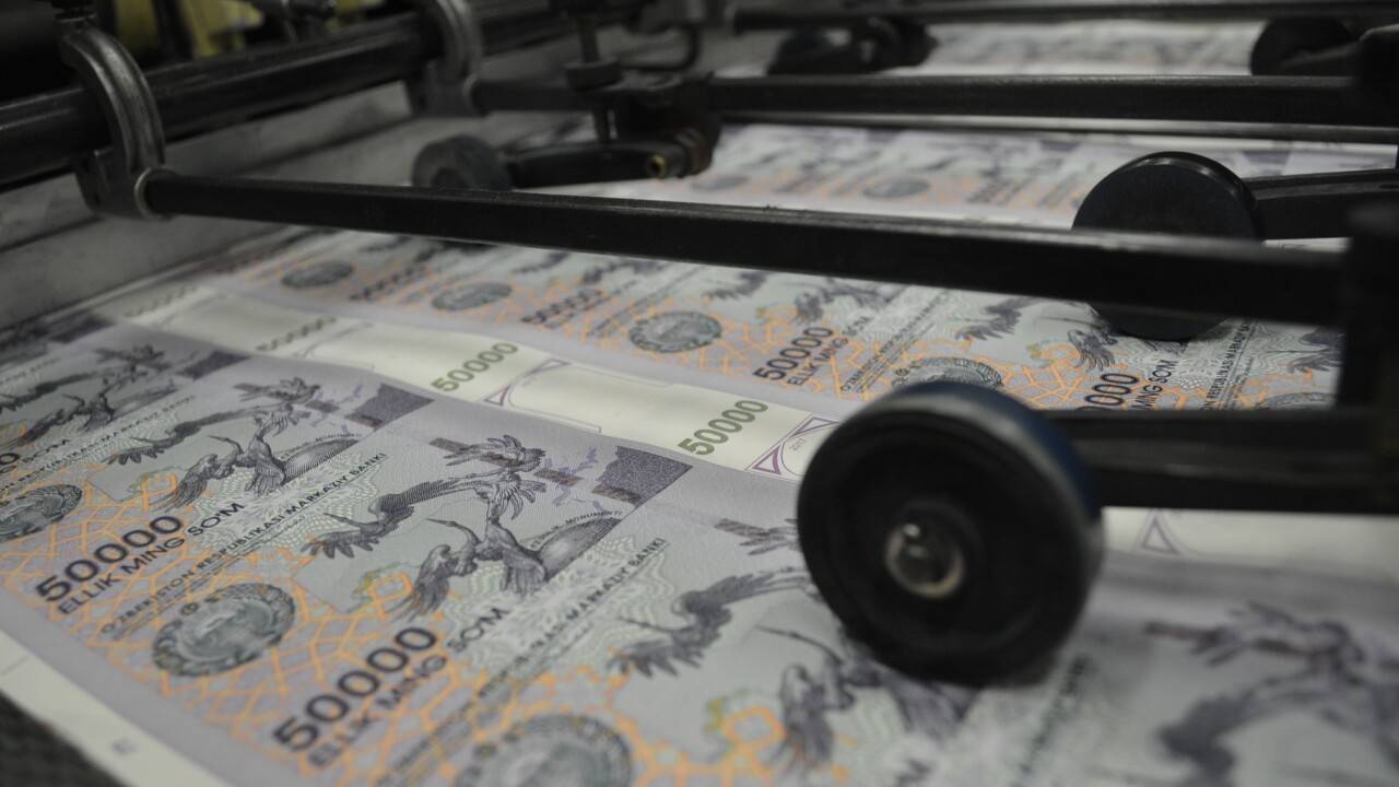 The Central Bank of Uzbekistan to Issue new banknotes with silk threads ...