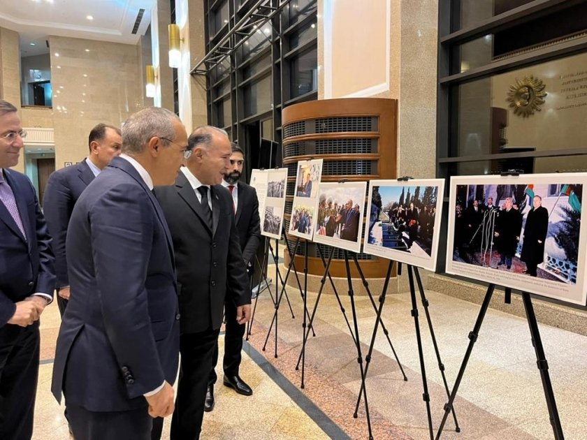 Photo Exhibition Commemorating Heydar Aliyev's 100th Anniversary Inaugurated in Ashgabat - TuraNews