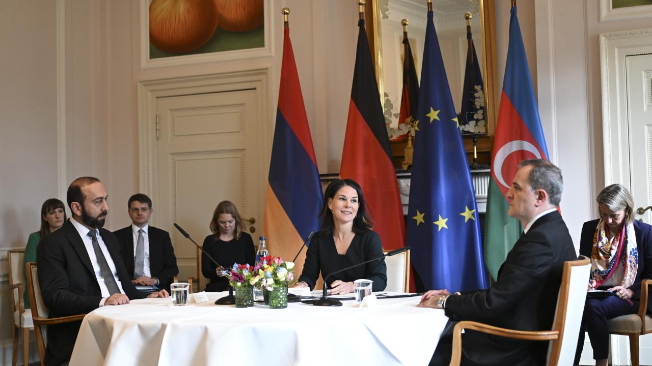 Armenia and Azerbaijan Engaged in Peace Talks in Berlin at German ...