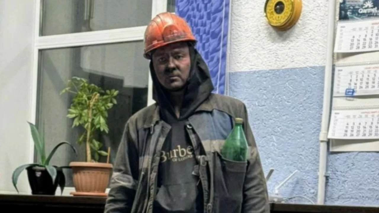 President Tokayev Honors Electrician for Heroic Act at Kostenko Mine ...