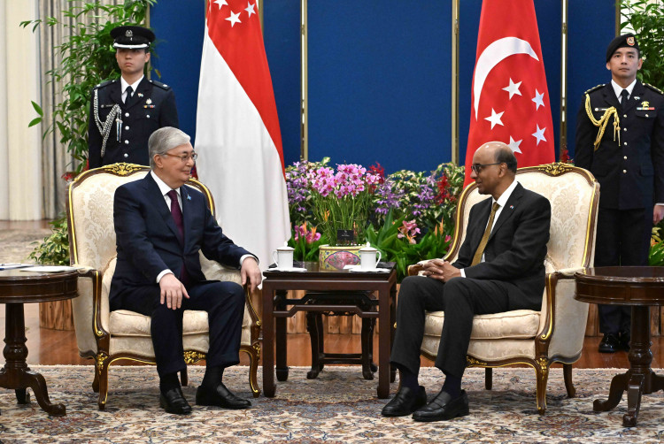 President Tokayev Meets with Singapore's President Tharman ...