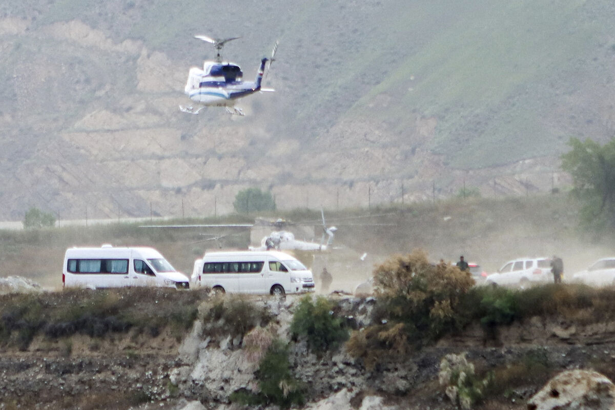 Türkiye Sends Rescuers and UAVs to Iran Following Helicopter Crash ...