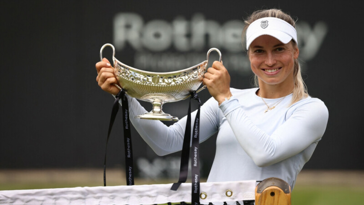Yulia Putintseva Secures Maiden Grass Title at WTA Birmingham - TuraNews
